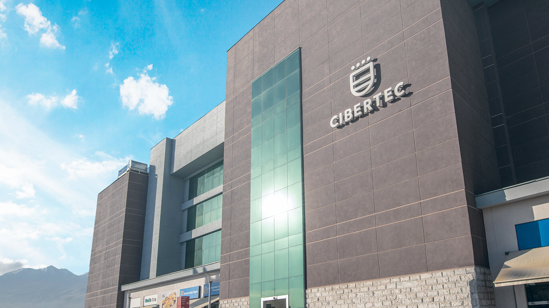 Instituto Cibertec Sede Arequipa | Carreras Técnicas